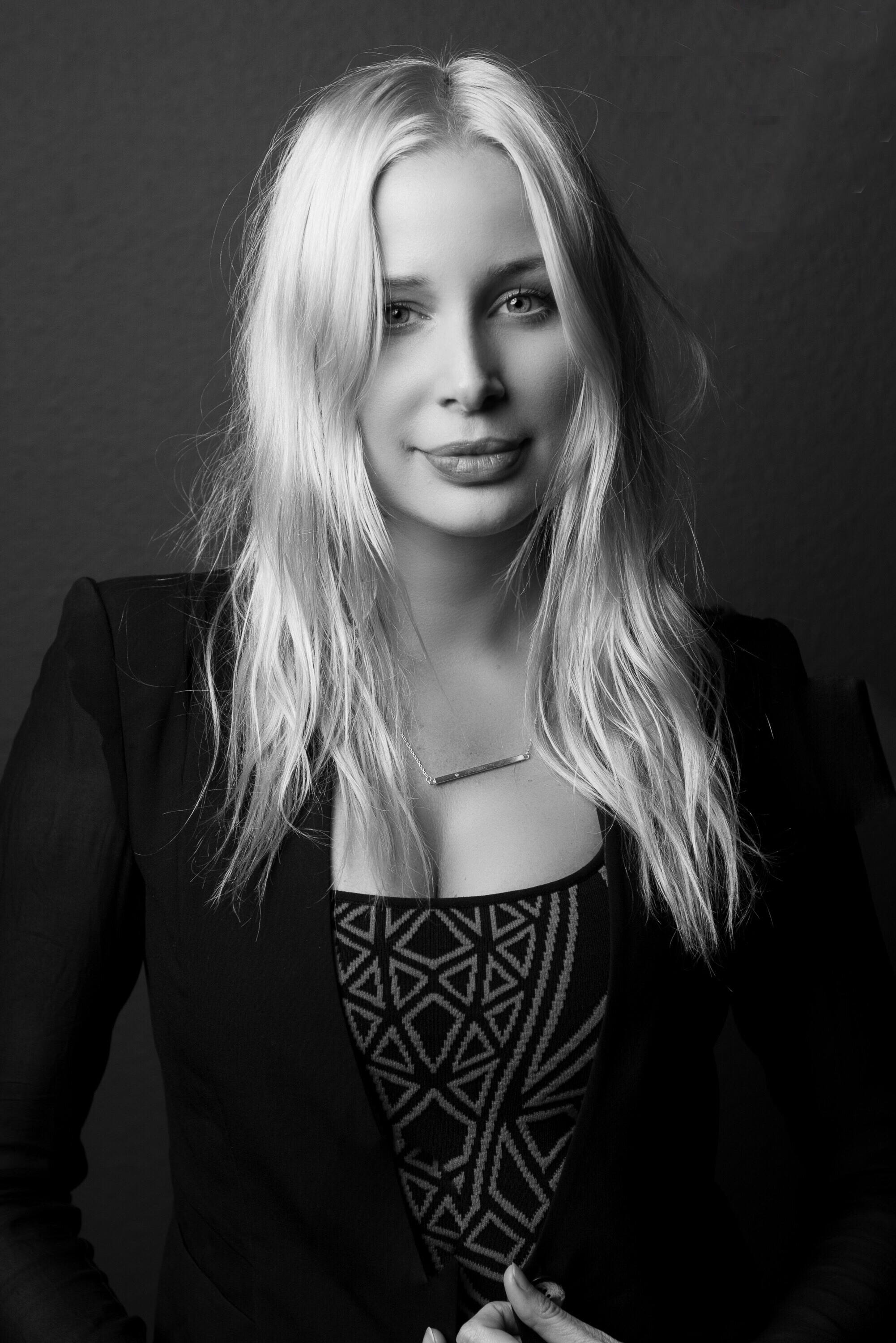 Rebekah Keida – Medium