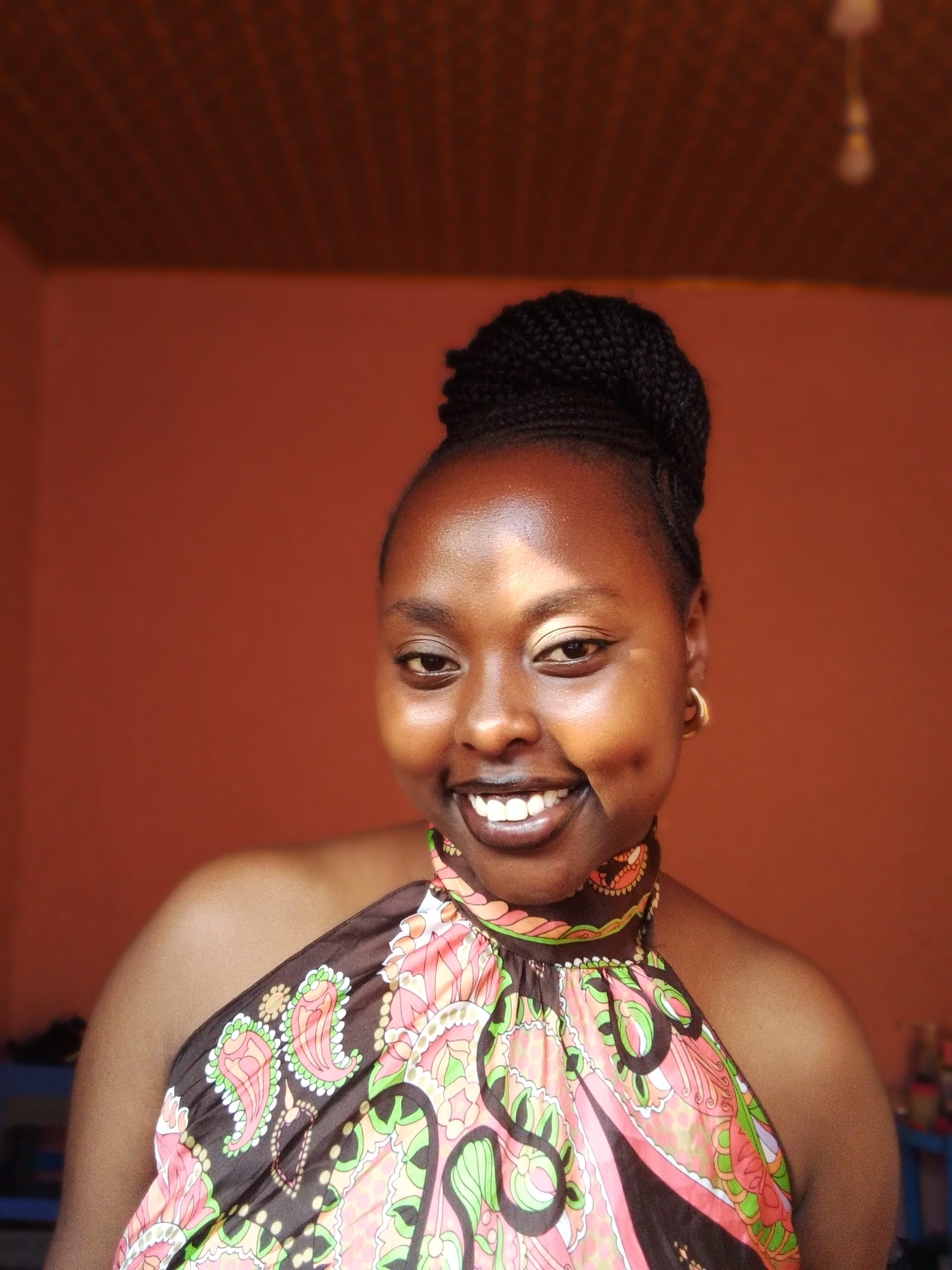 Caren Mwangi – Medium