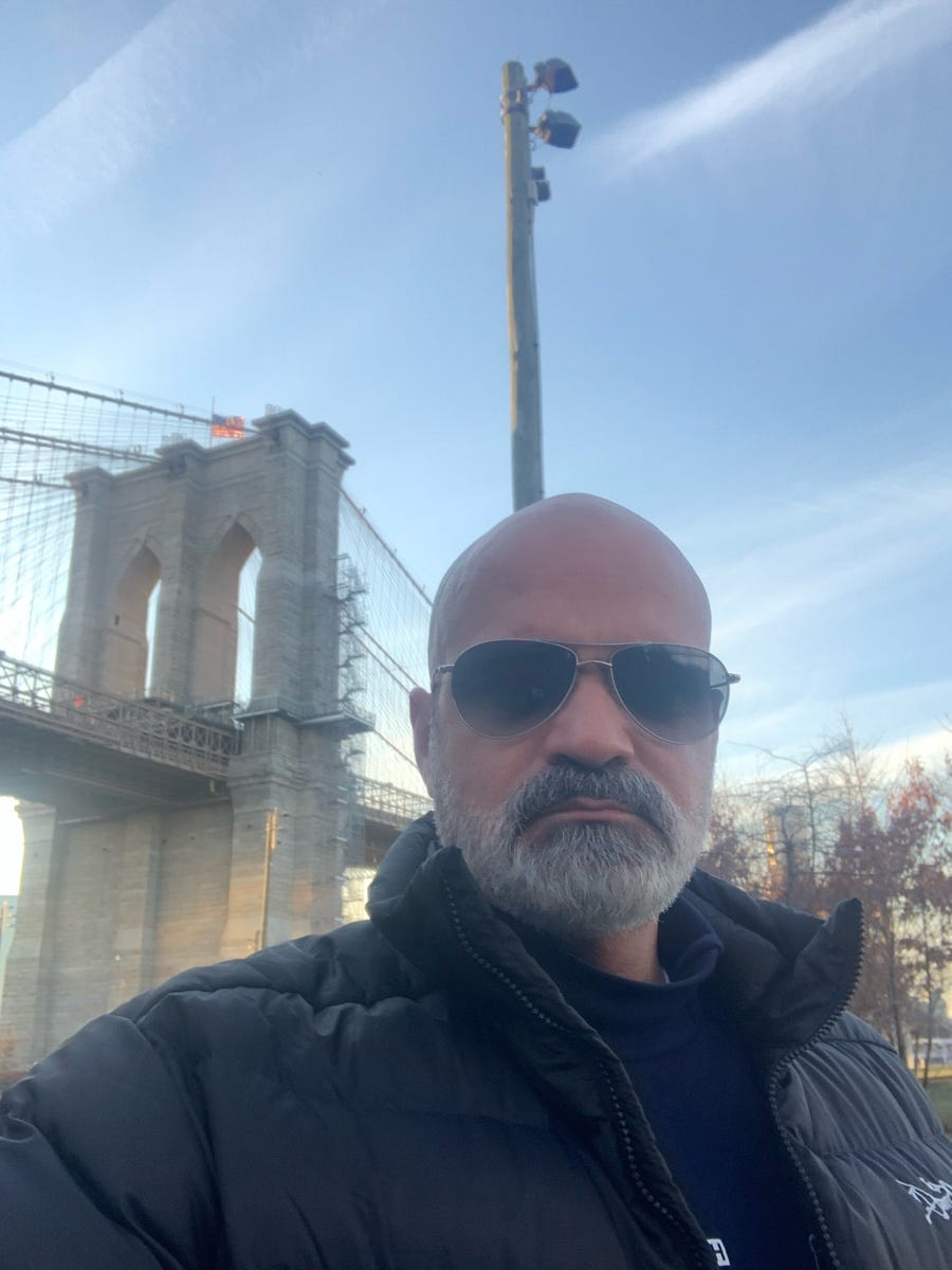 Geoffrey Hammond – Medium