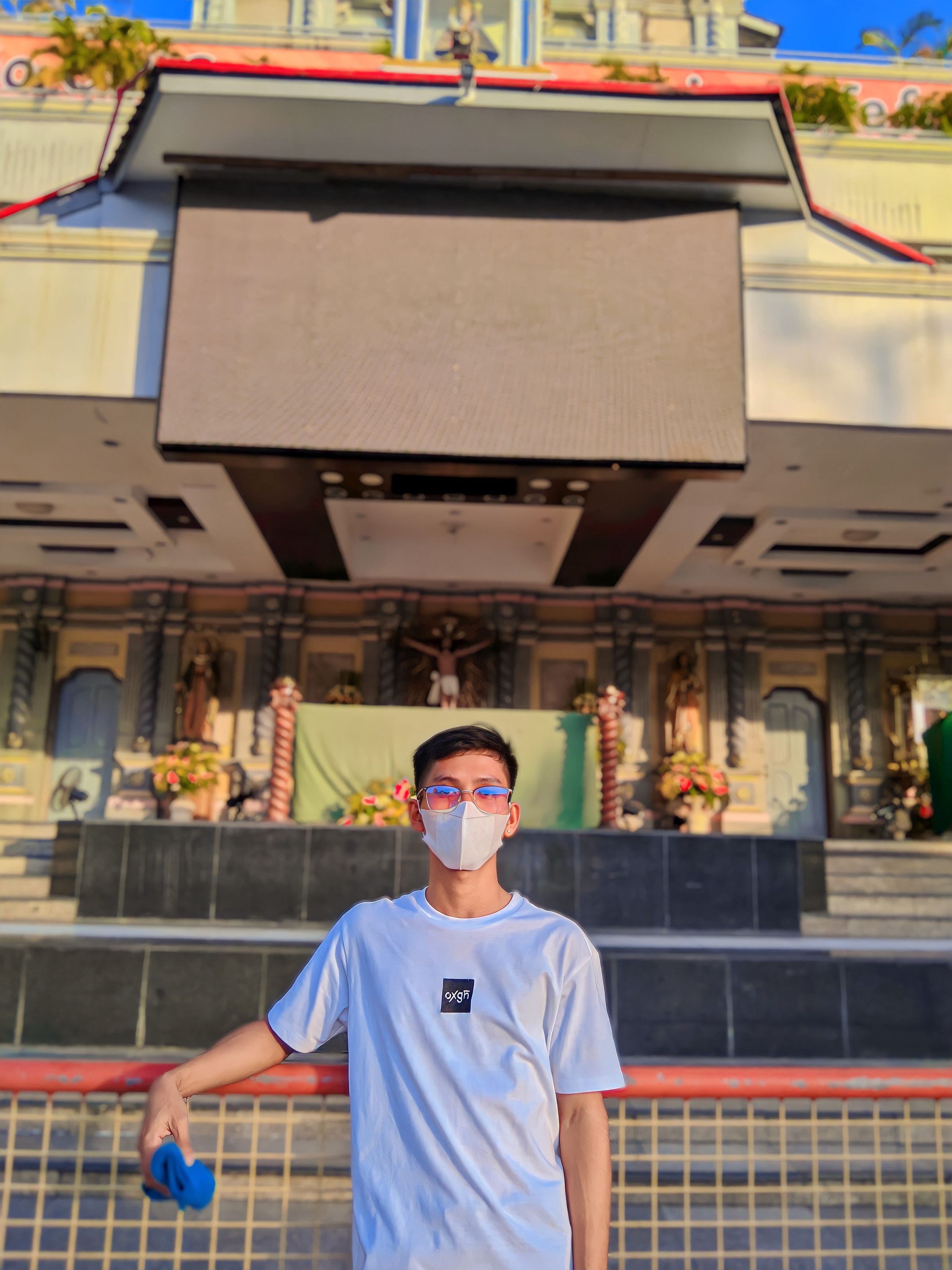 Charlie Tecson – Medium