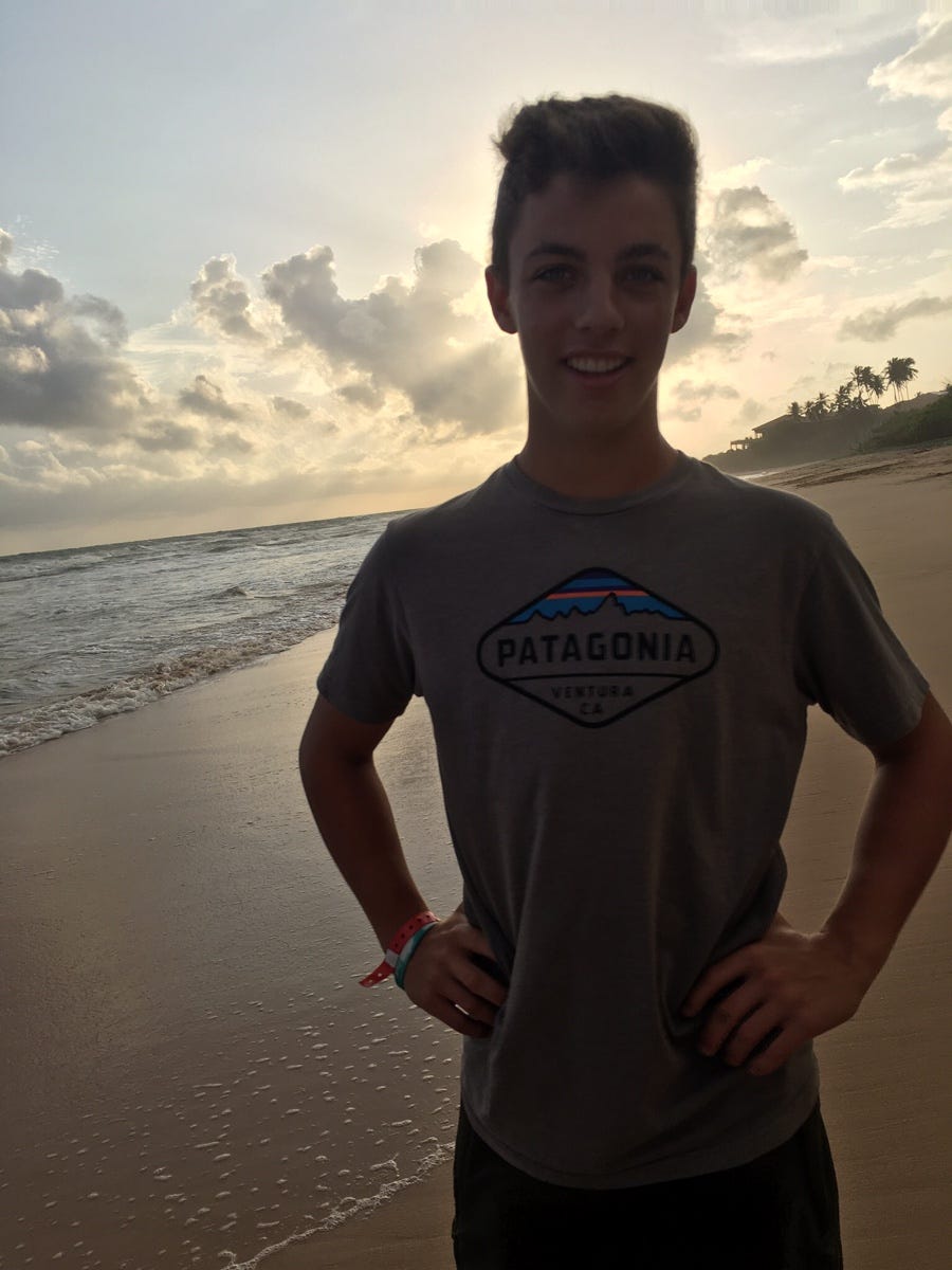 Dan Holliday – Medium