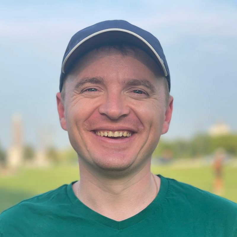 Vitalii Yakymenko – Medium