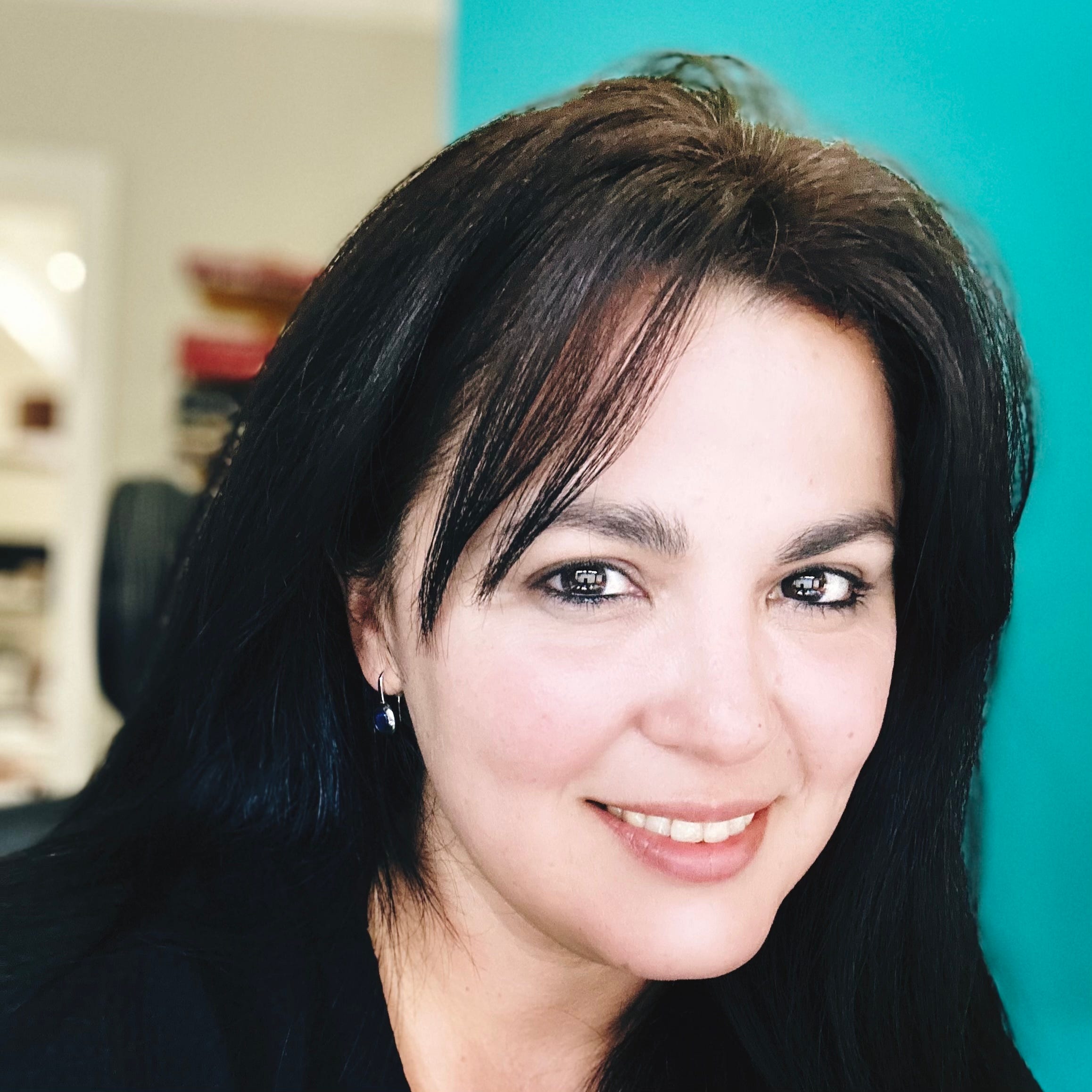 Yaima Valdivia – Medium