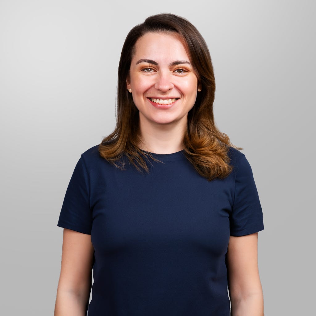 Essi Makela – Medium