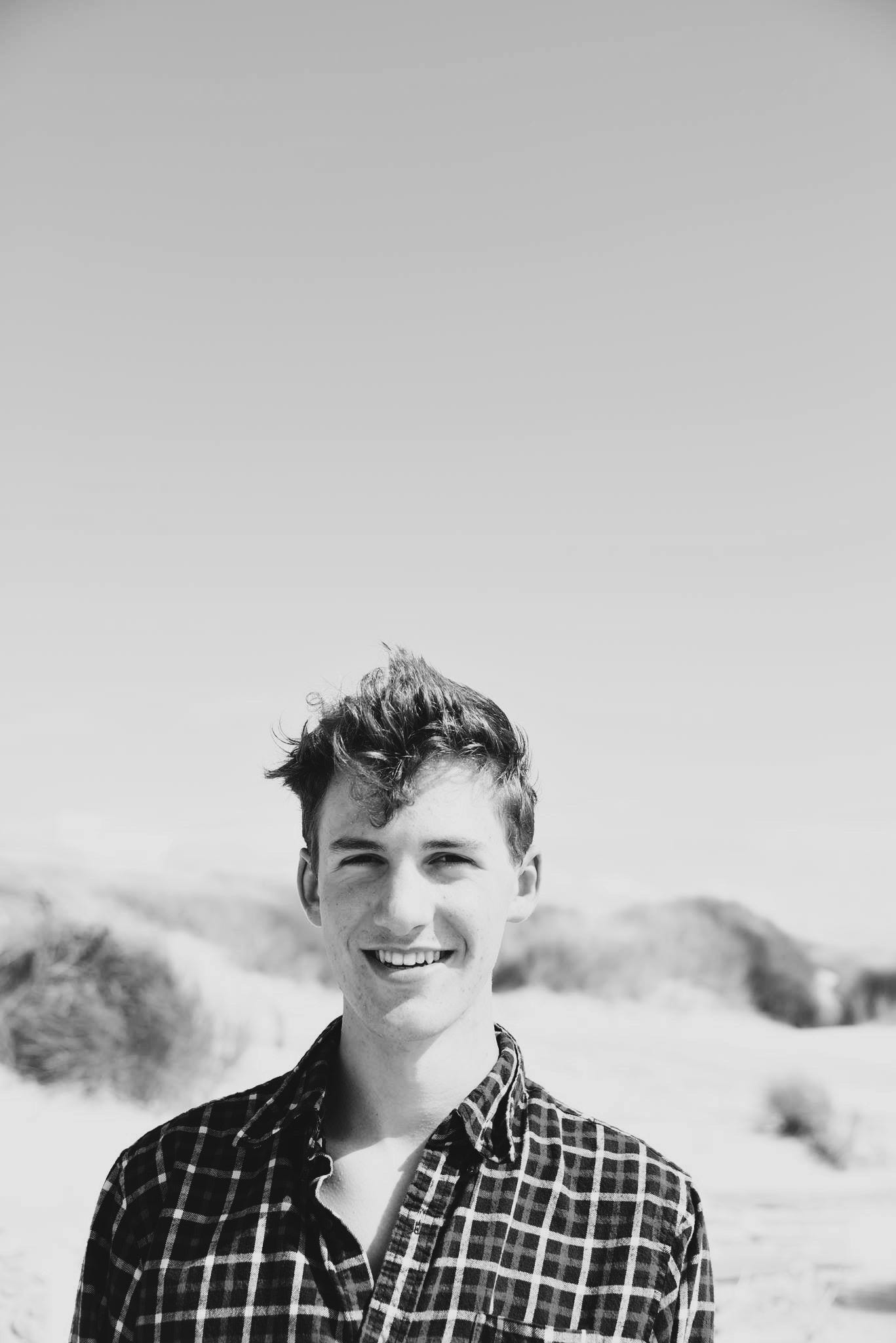 Andrew Dyer – Medium
