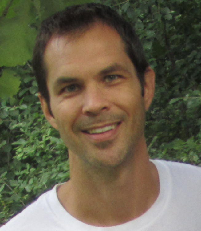 Travis Klinker – Medium