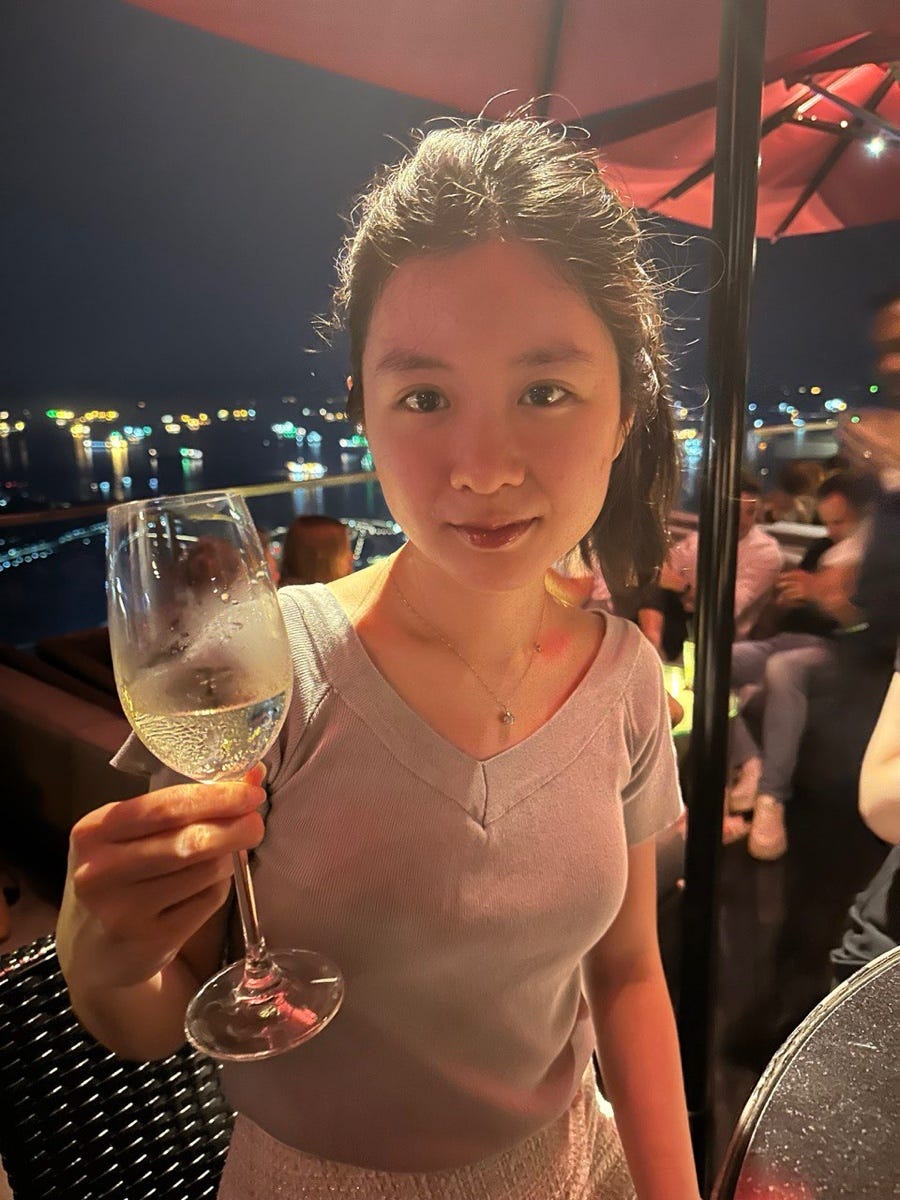 Reina Peh – Medium