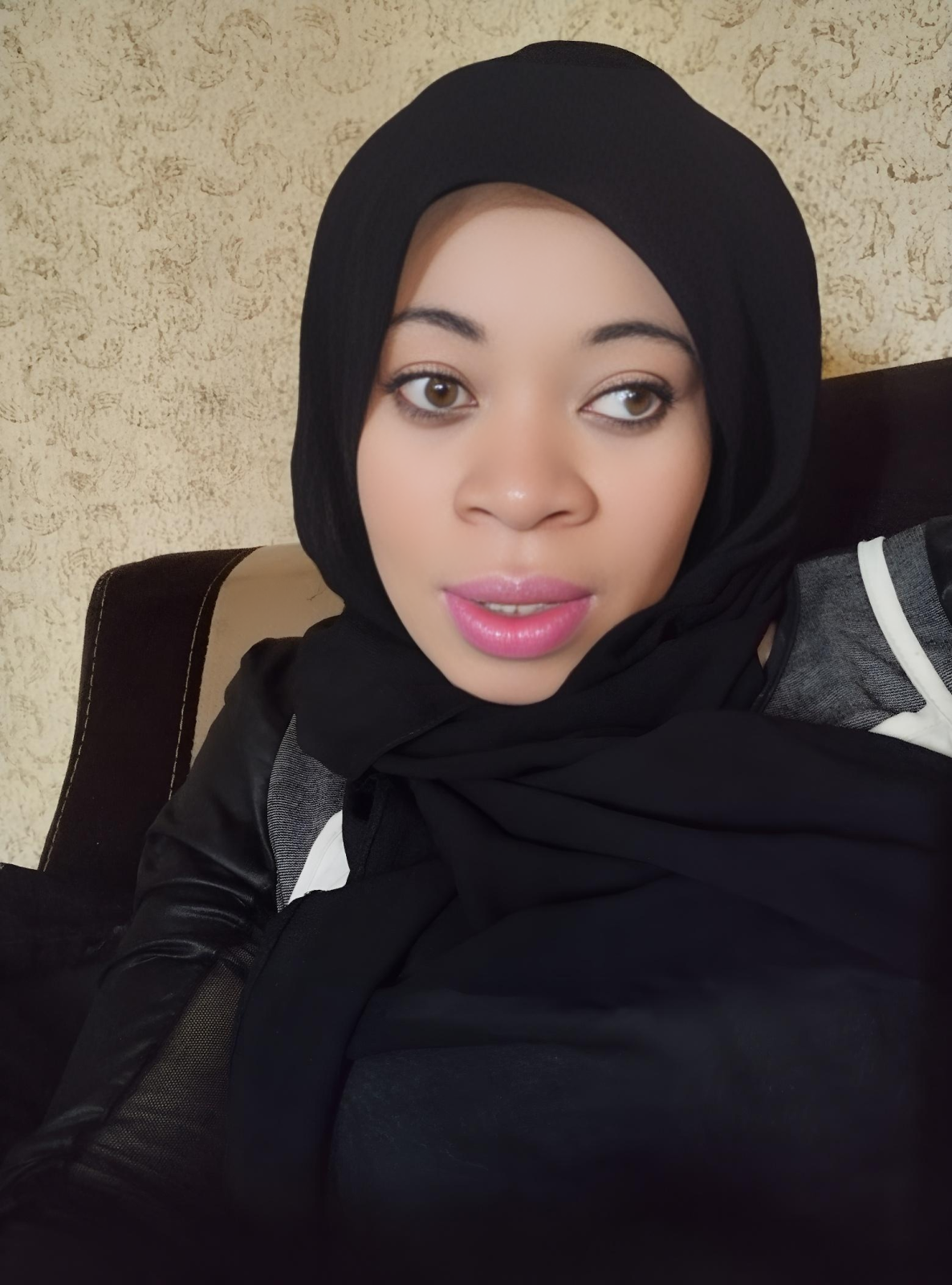 Rafat Garuba Otono – Medium