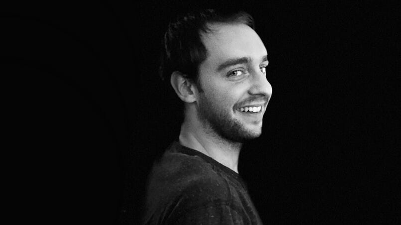 Kevin Ziegler – Medium