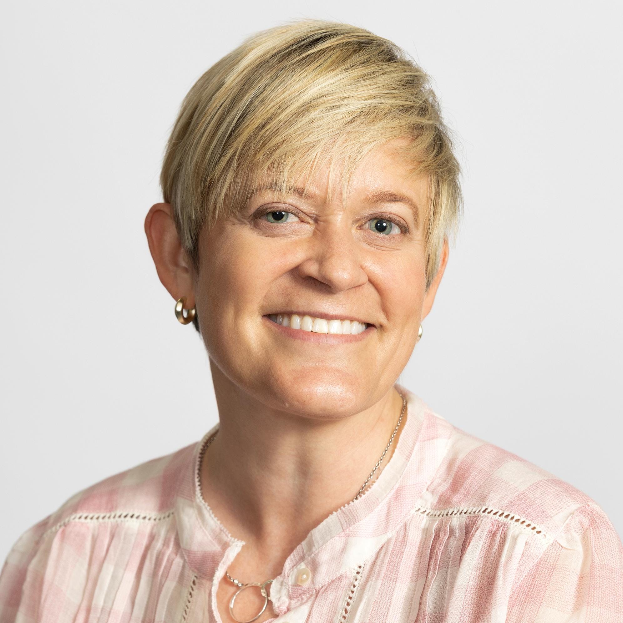 About – Cindy Donohoe – Medium