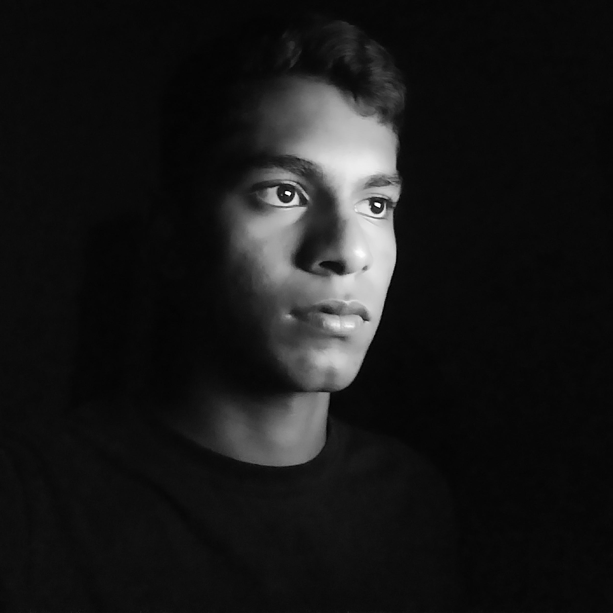 Ushitha Daham – Medium