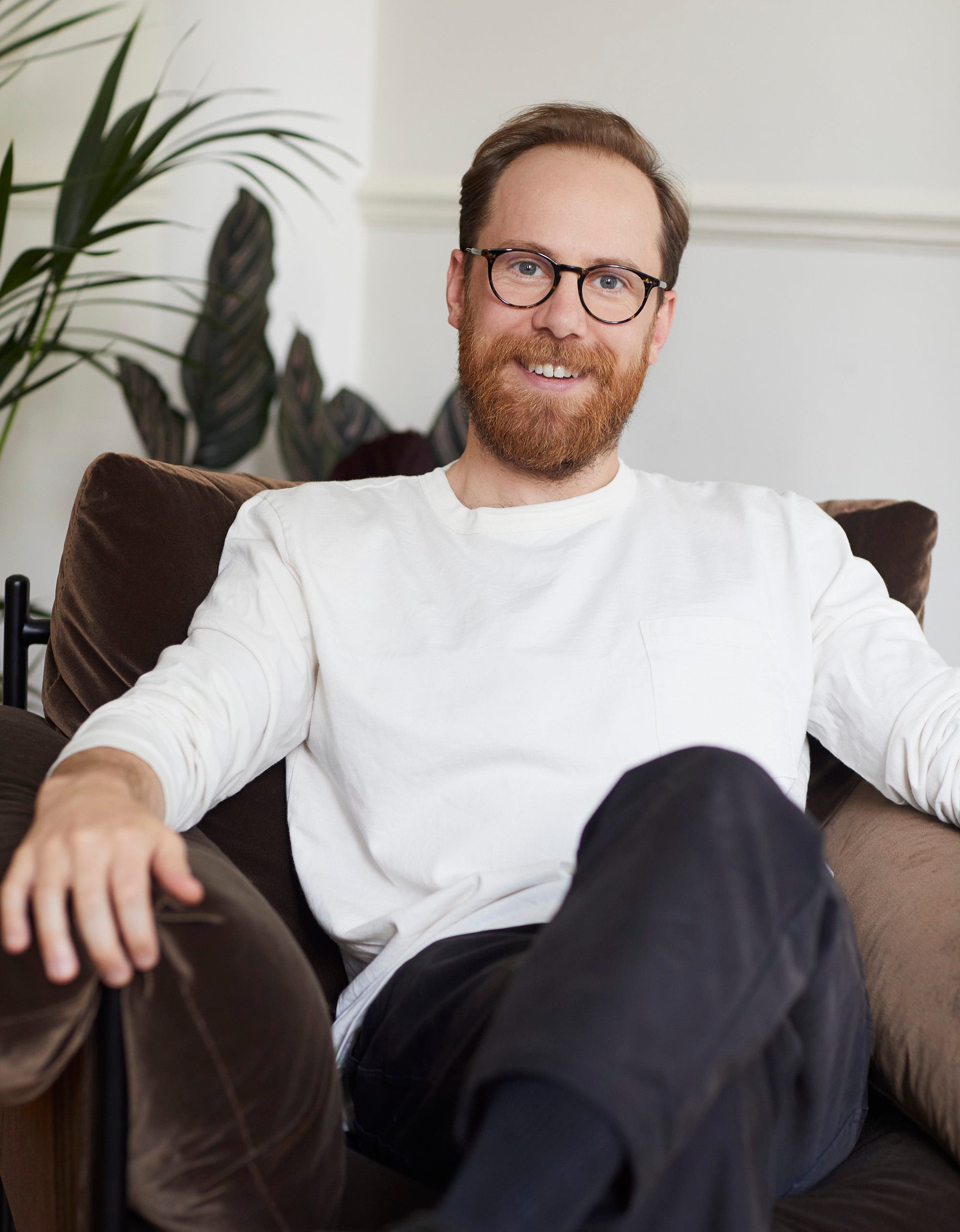 Eli Burnstein – Medium