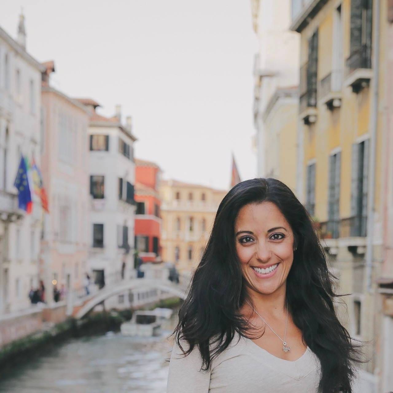 Victoria Moore ~ The Yogi Mami – Medium