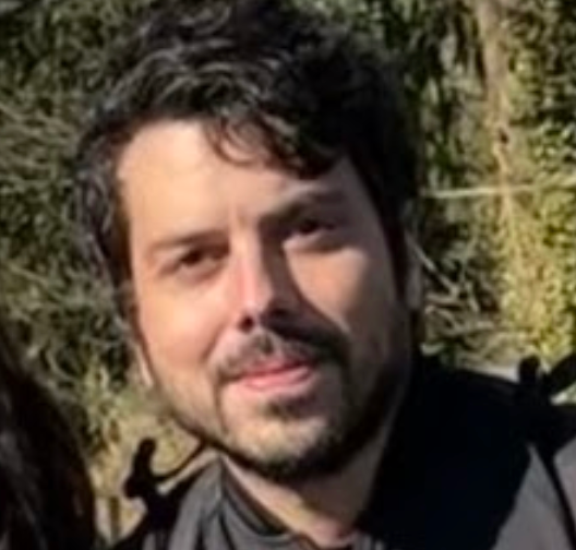 Damian Villalon – Medium
