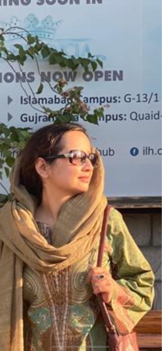 Anna Quest – Medium