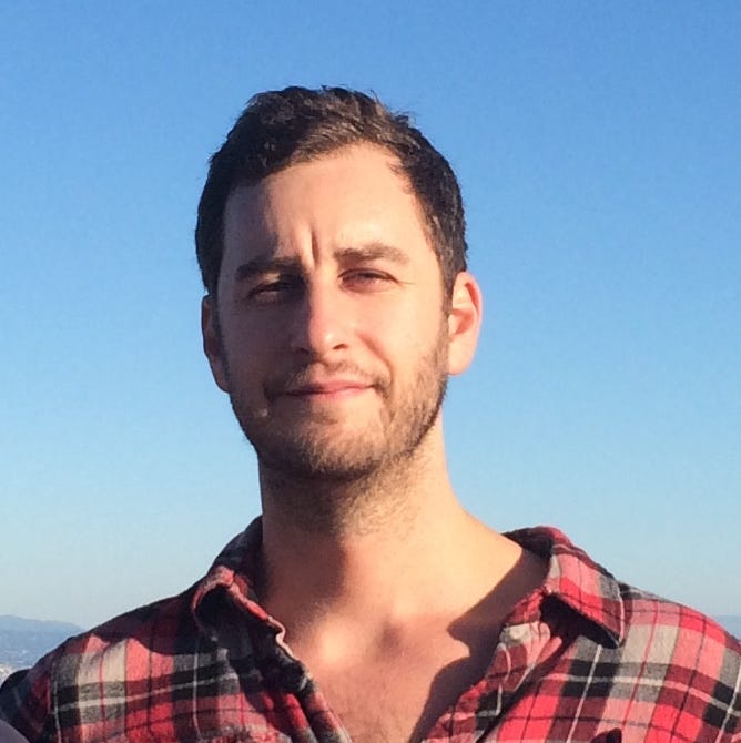 Alexander Deleuse – Medium