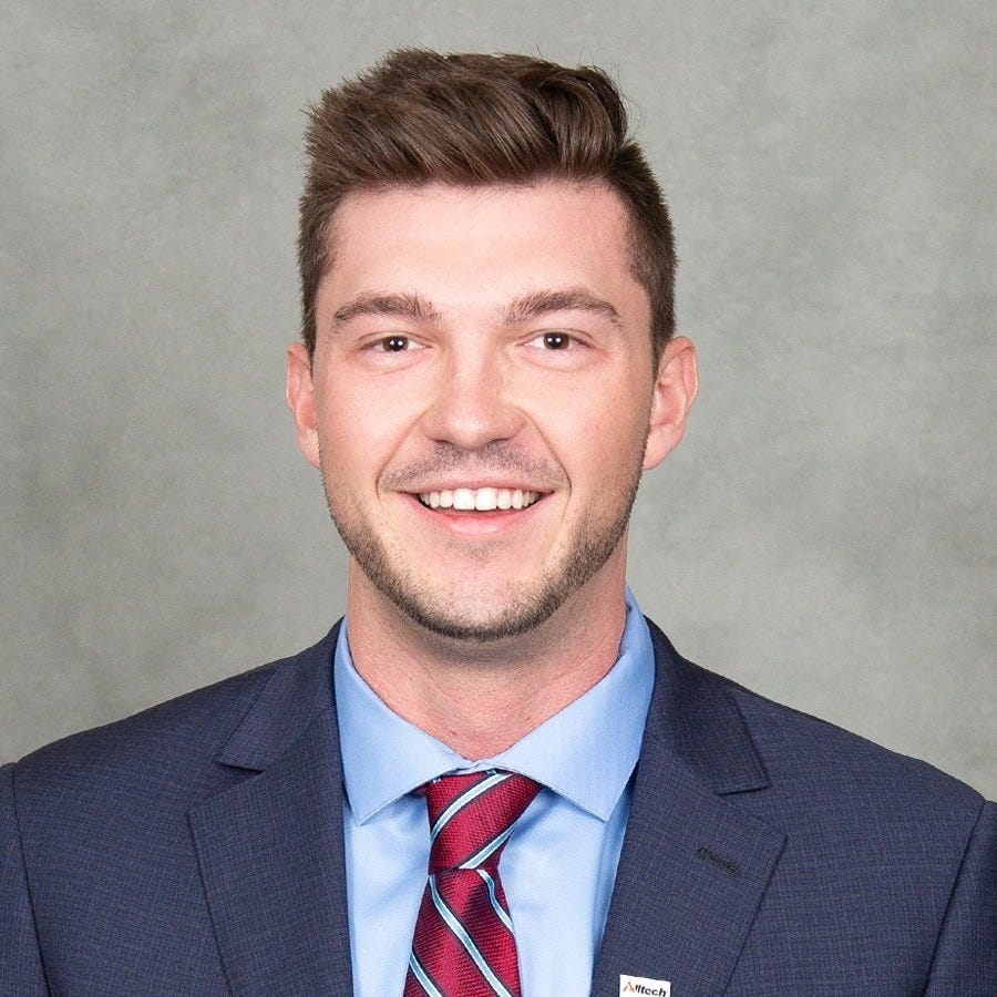 About – Ty Thomas – Medium