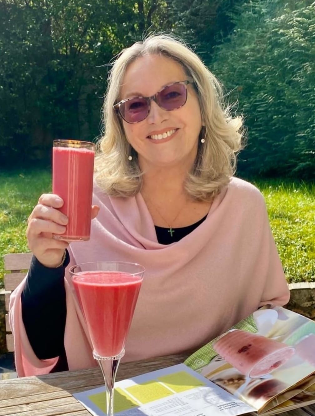 Gloria Moore – Medium
