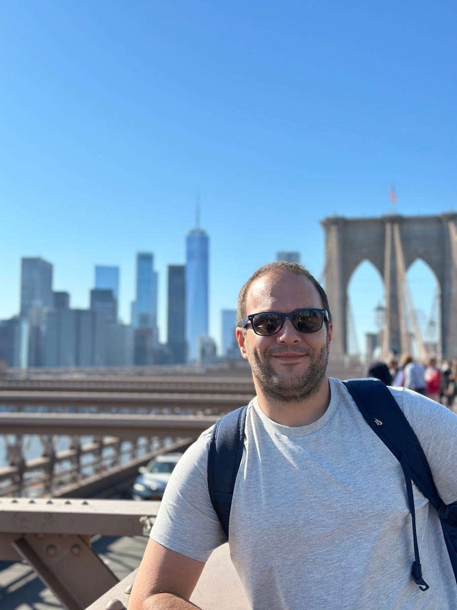 Julián Colombo – Medium