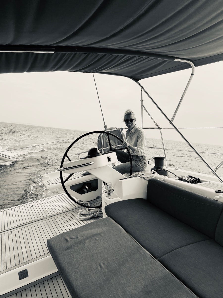 Alexandra DC – Medium