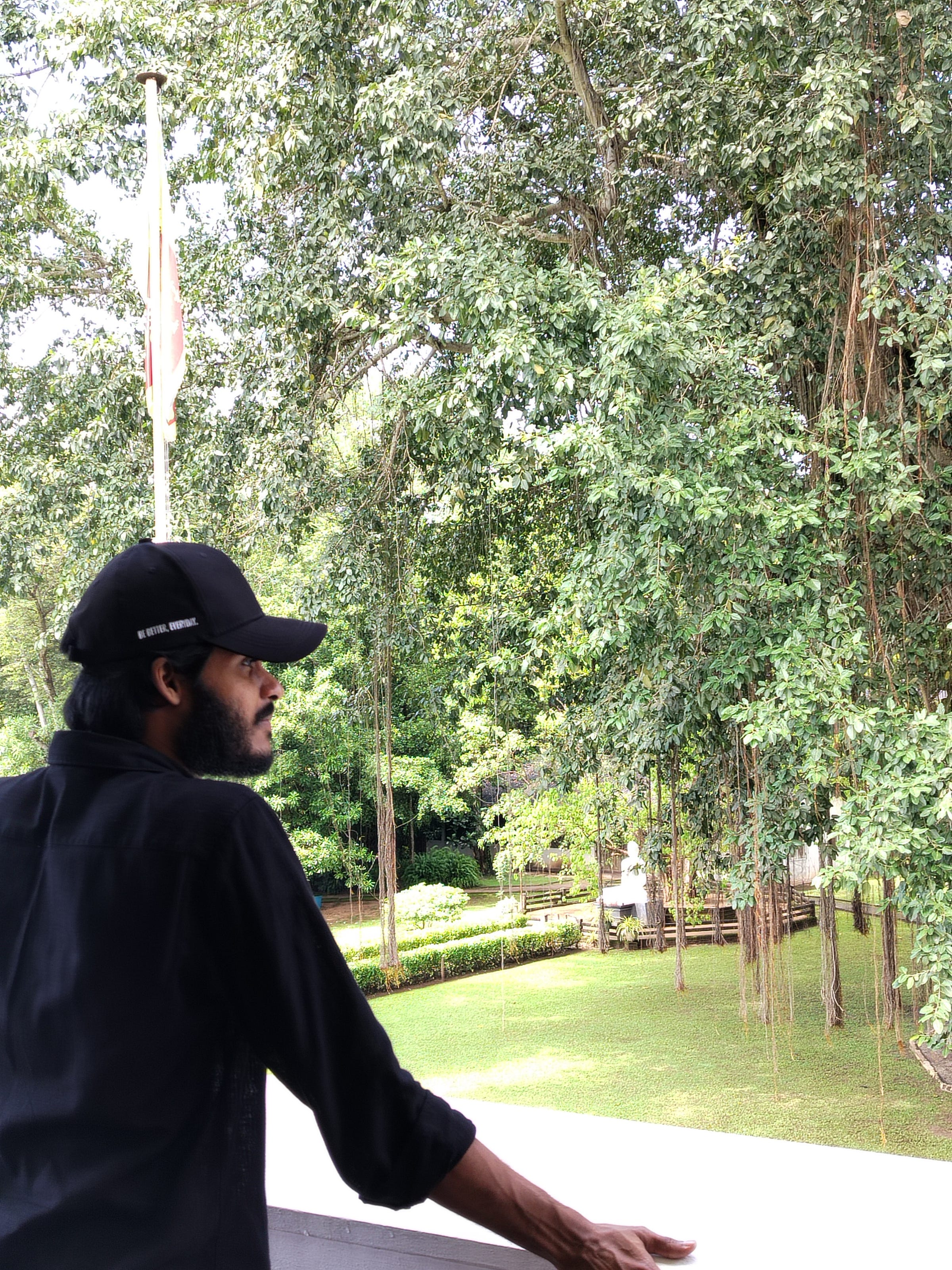 Kavindu Sandaruwan – Medium