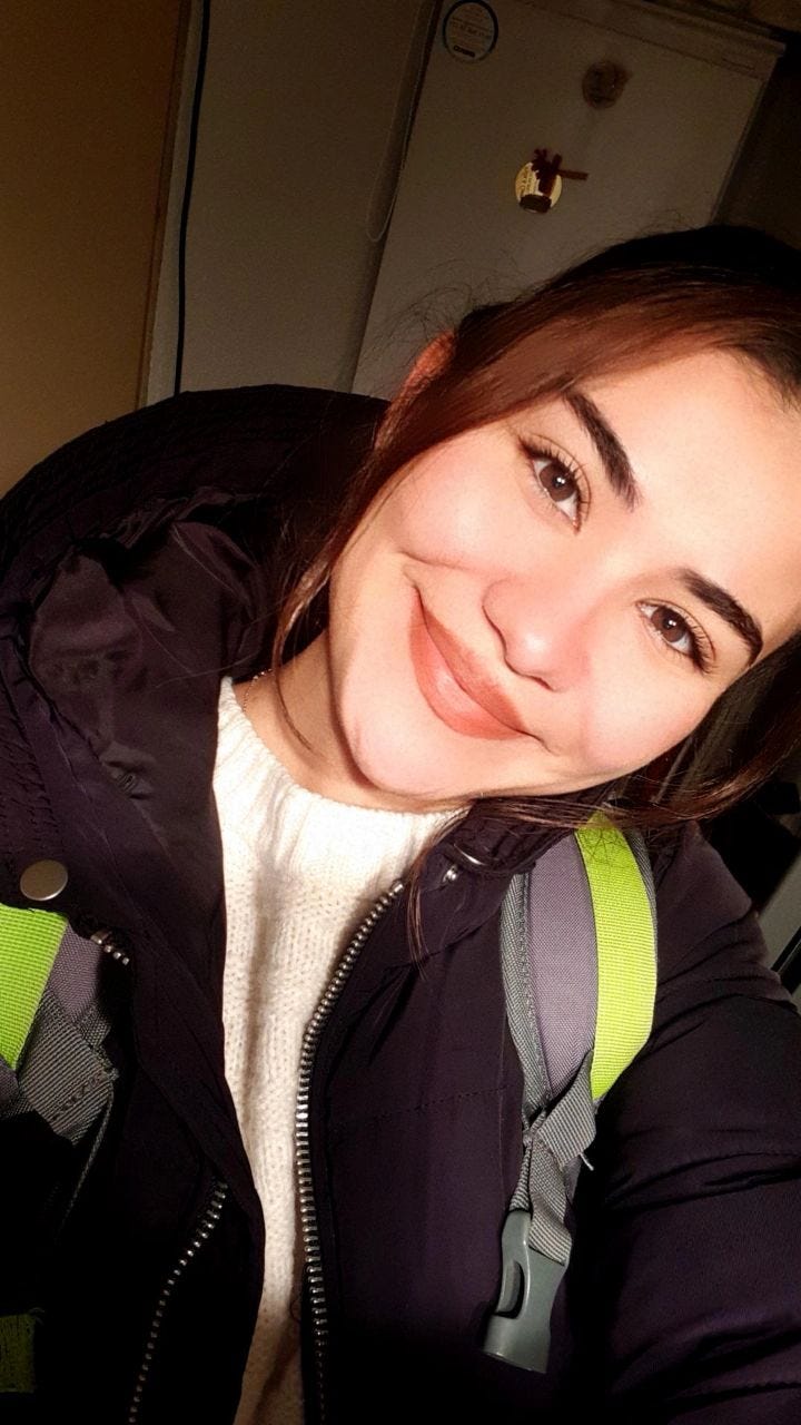 Gizem Baştürk – Medium