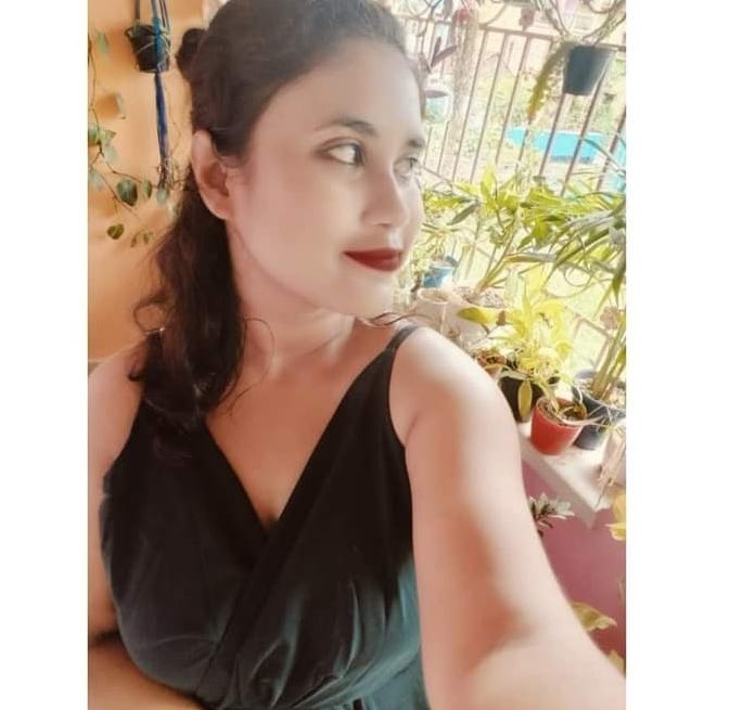 Shalini B. – Medium