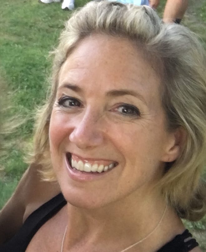 About – Colleen DeBaise – Medium