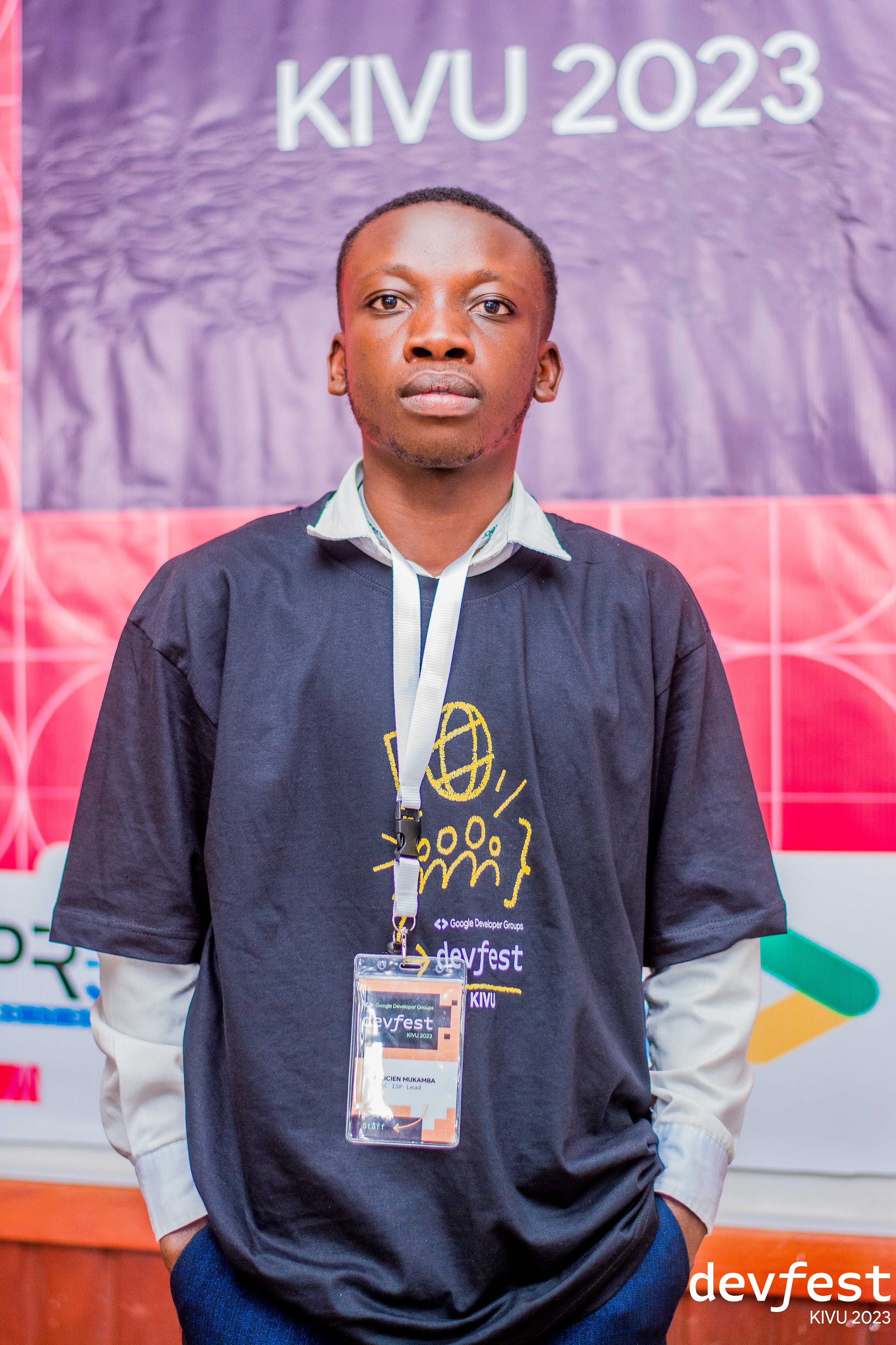 felicien mukamba – Medium