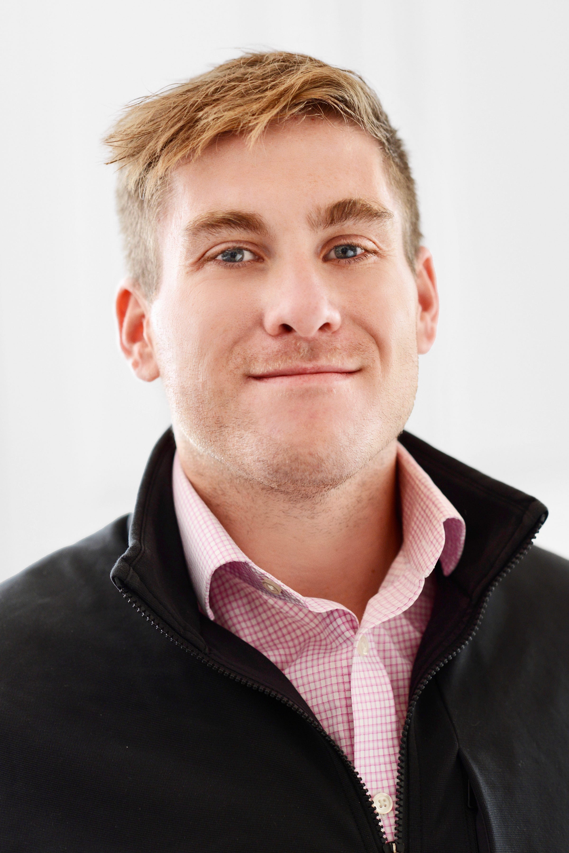 Chris Leiter – Medium