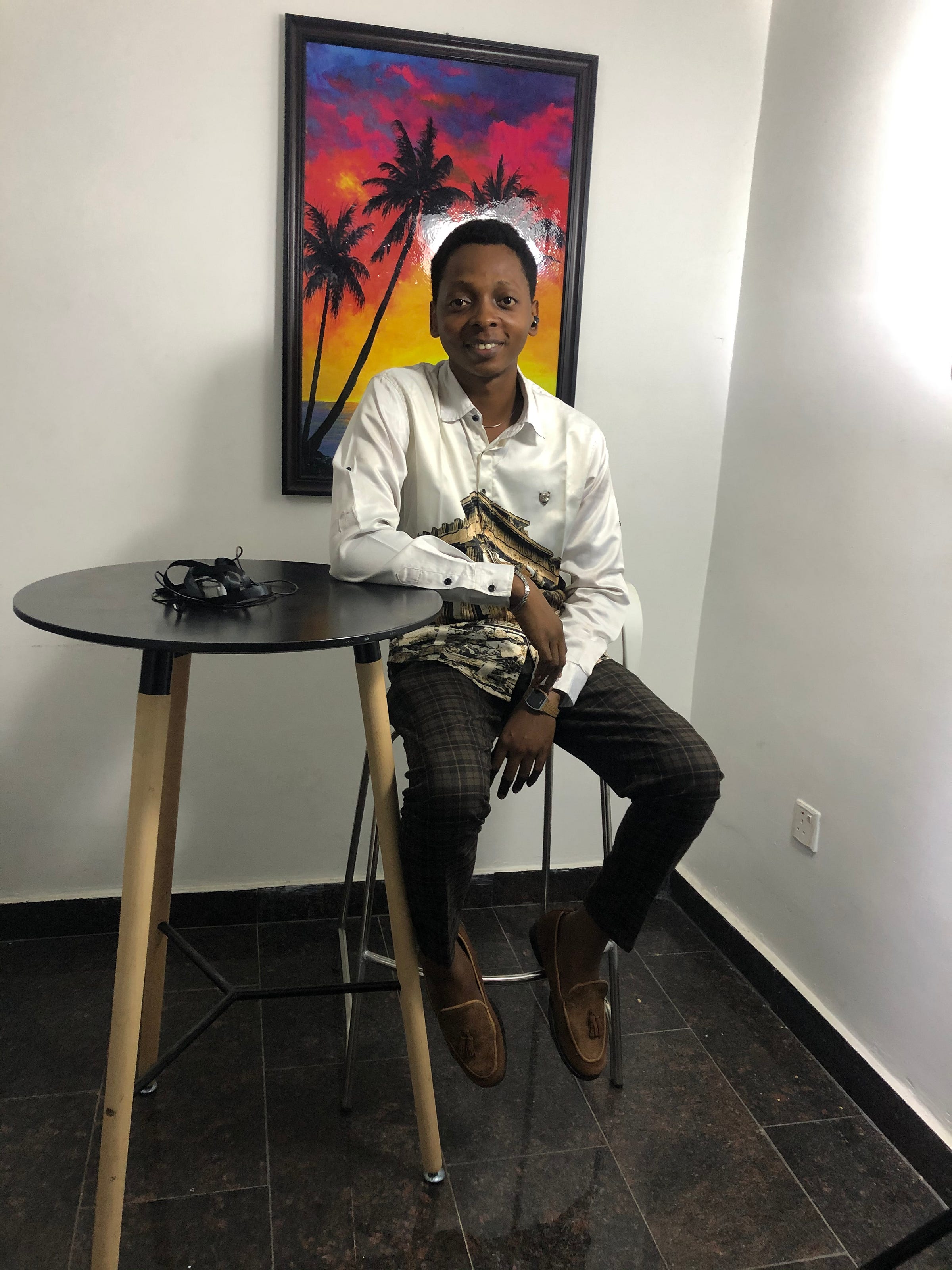 Oluseyi Akinboade – Medium