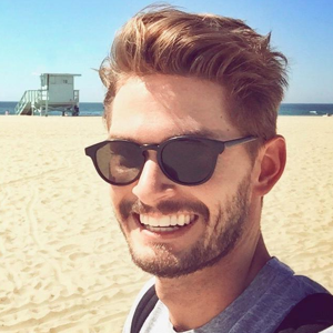 Jason Schuschardt – Medium