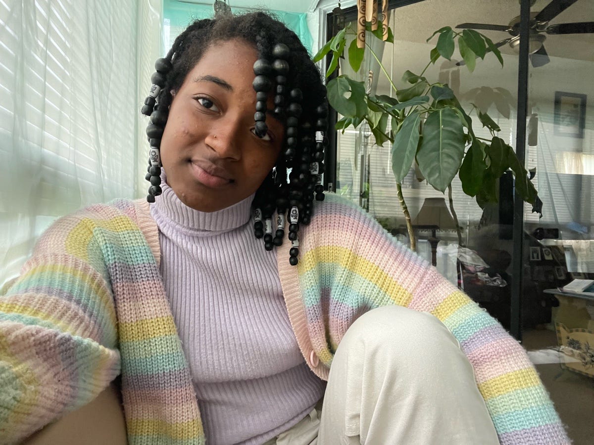 Benea Mays – Medium