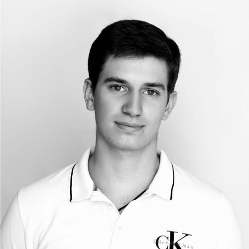 Oleg Nikolayev – Medium