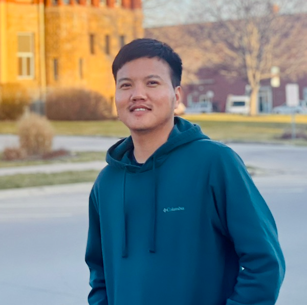 About – Khun Soe Moe Aung – Medium