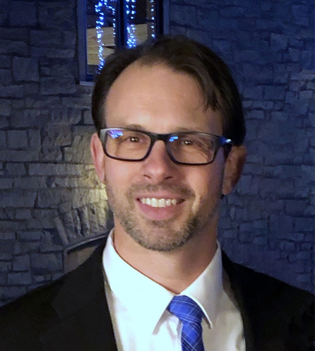 Dave Wilhelm – Medium