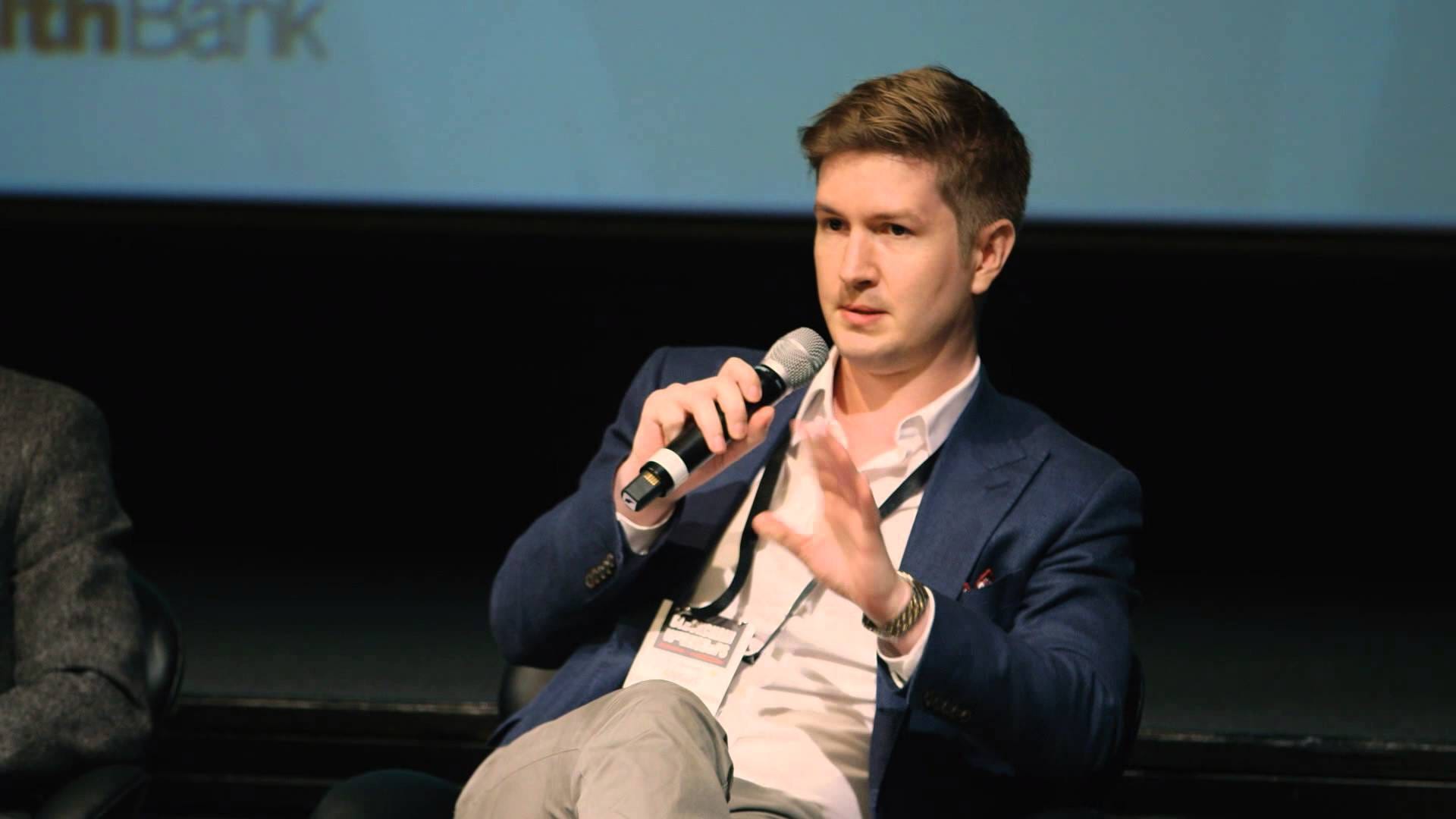 Angus Champion de Crespigny – Medium