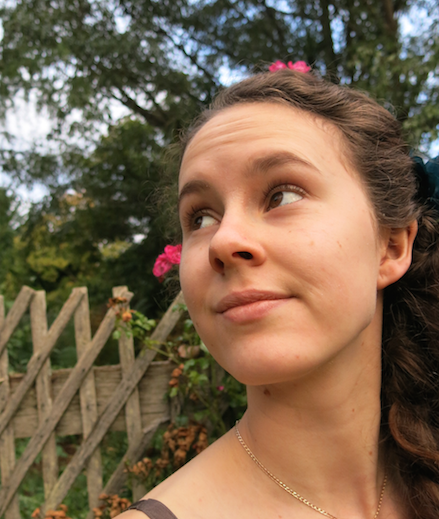 Kelly Batten – Medium