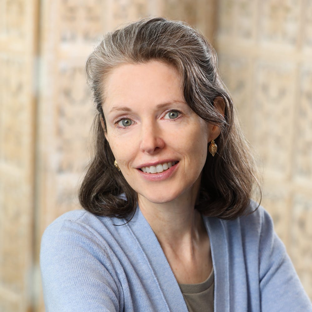 Julie Maurer – Medium