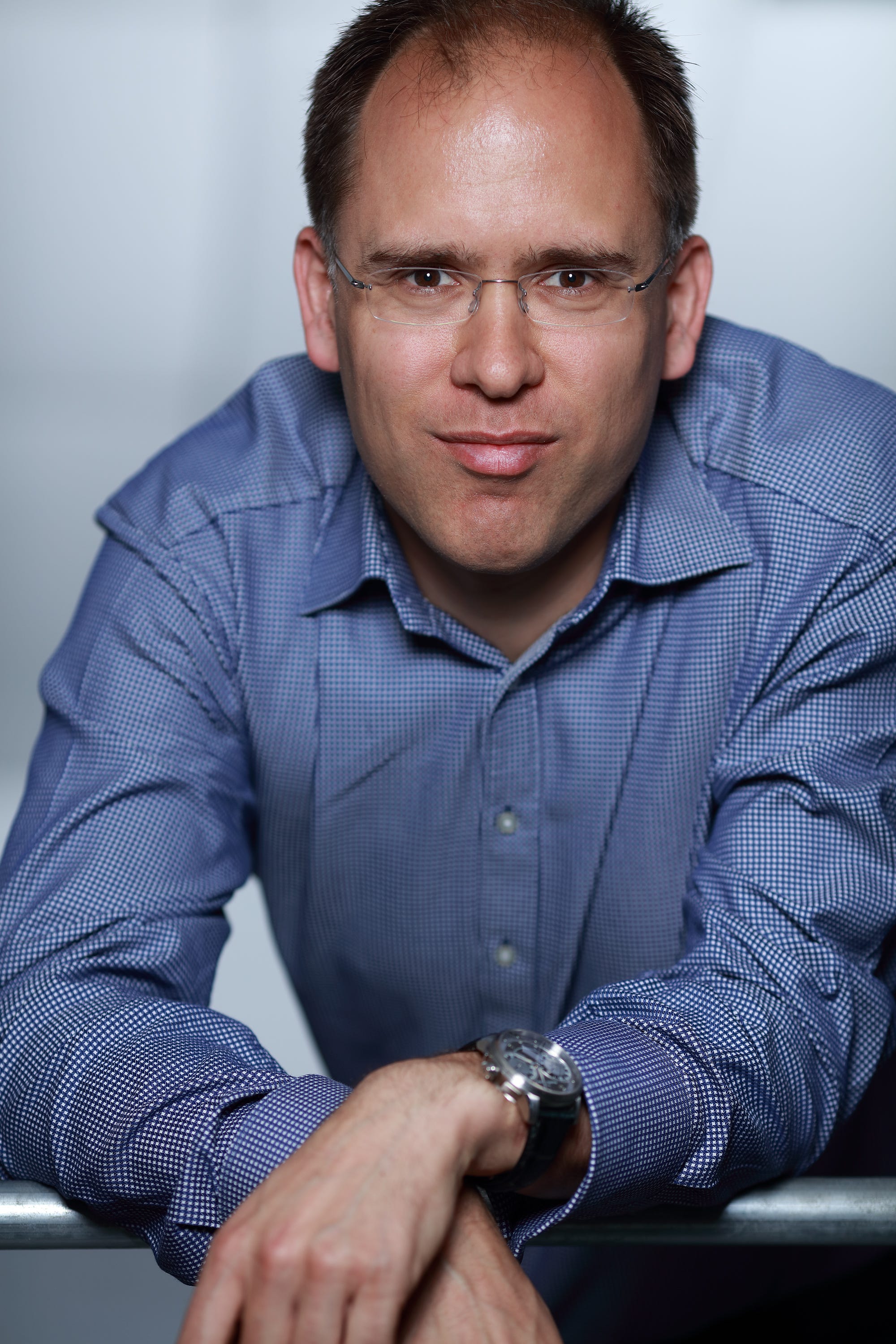 Paul Field – Medium