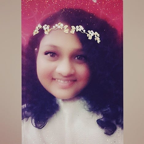 Michelle Fernandes – Medium