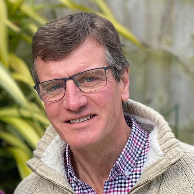 Chris Etchells – Medium