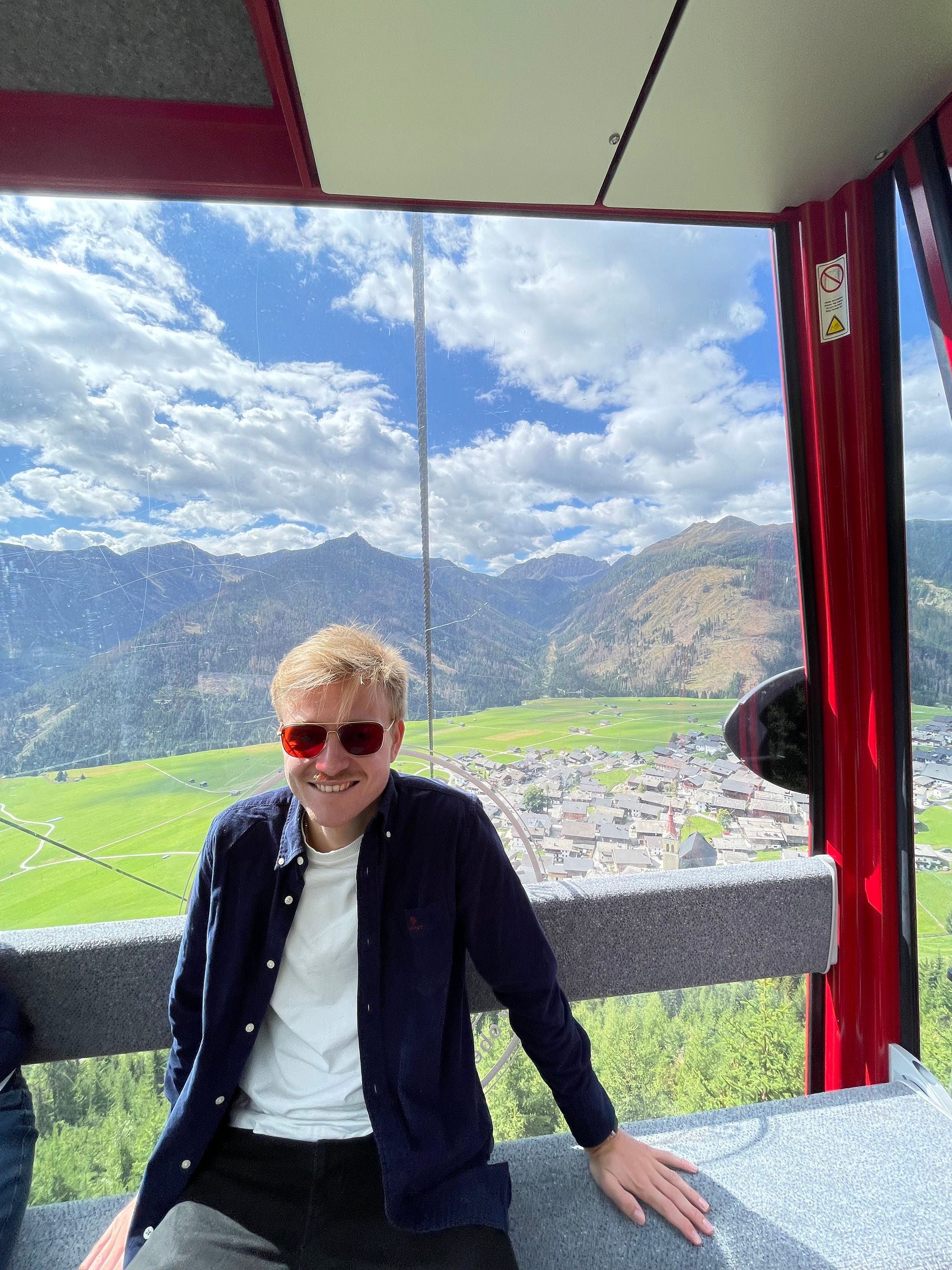 Kevin Krisp – Medium