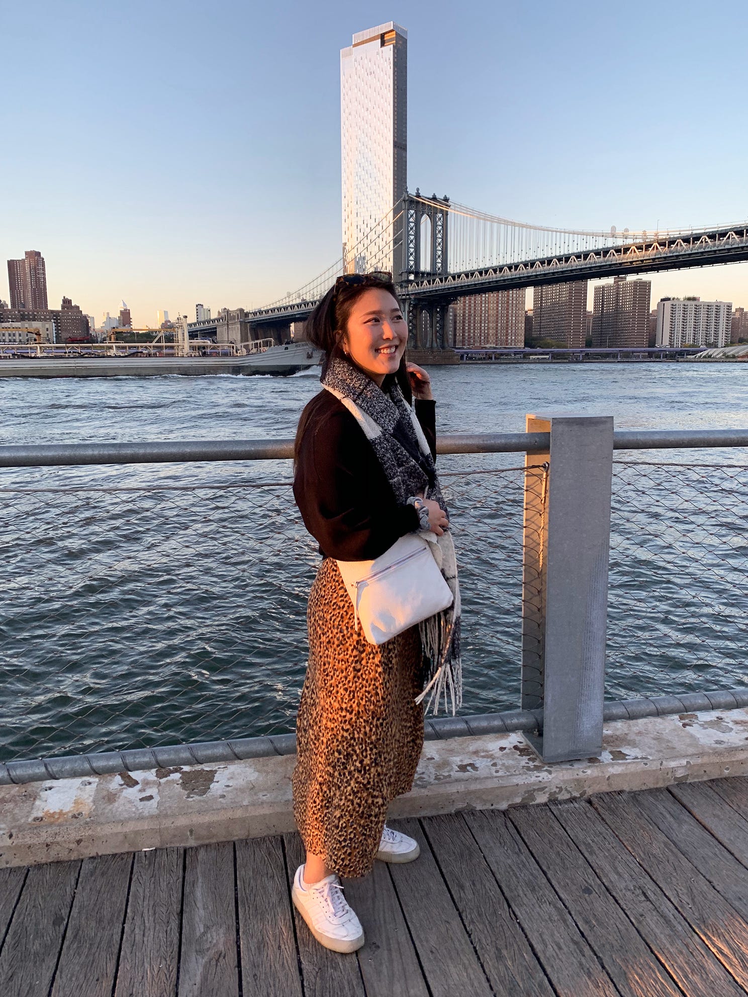 Joy Kim – Medium