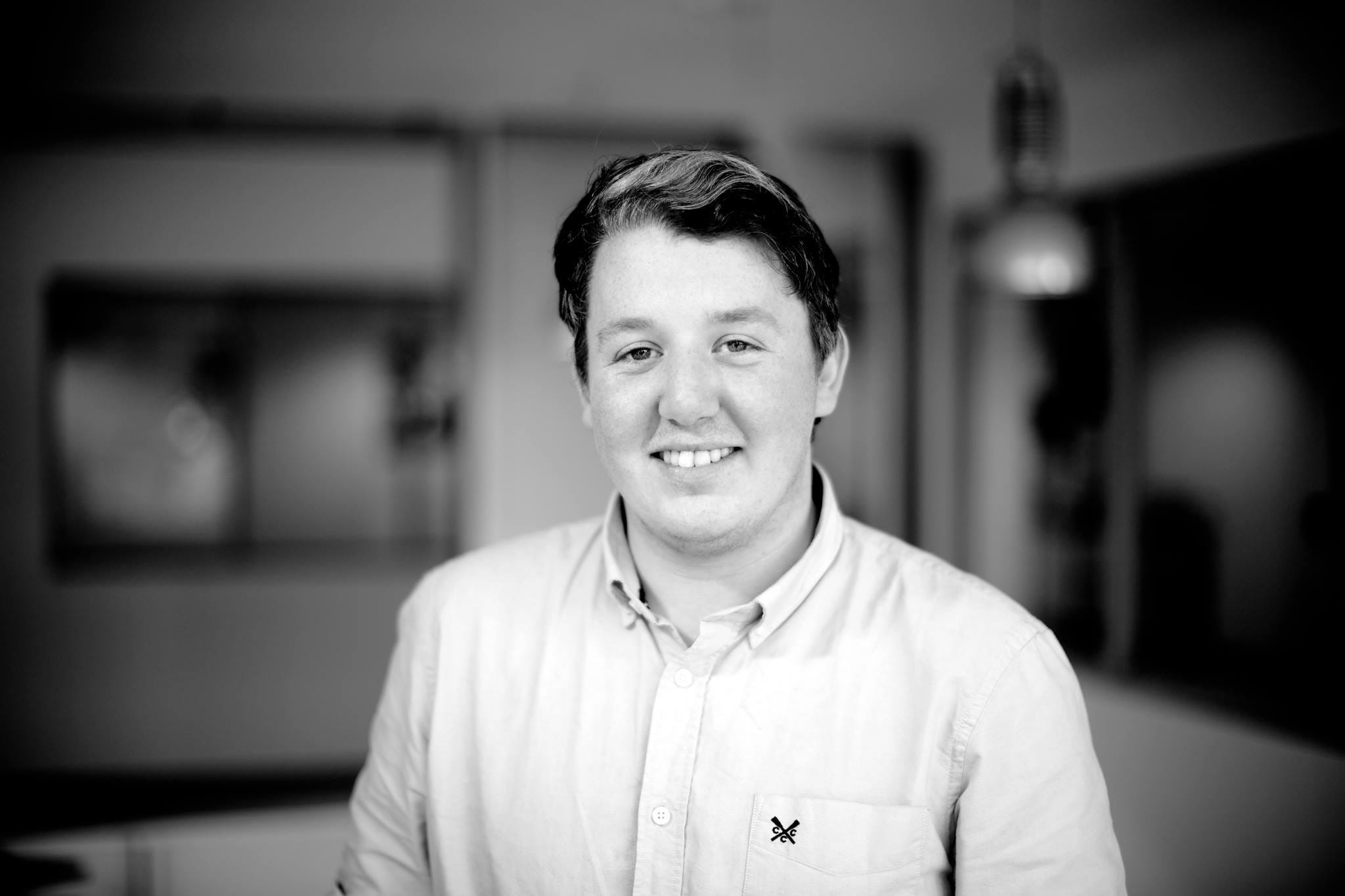 Euan Mackie – Medium