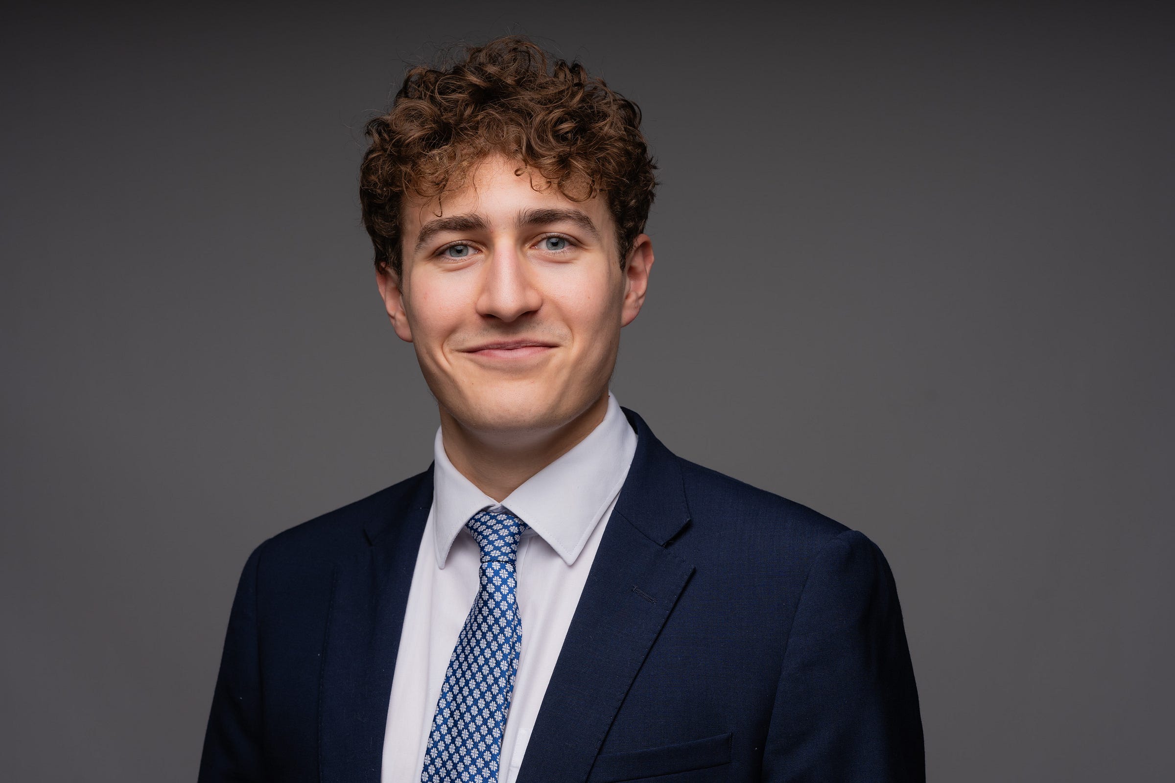Benjamin Craig – Medium