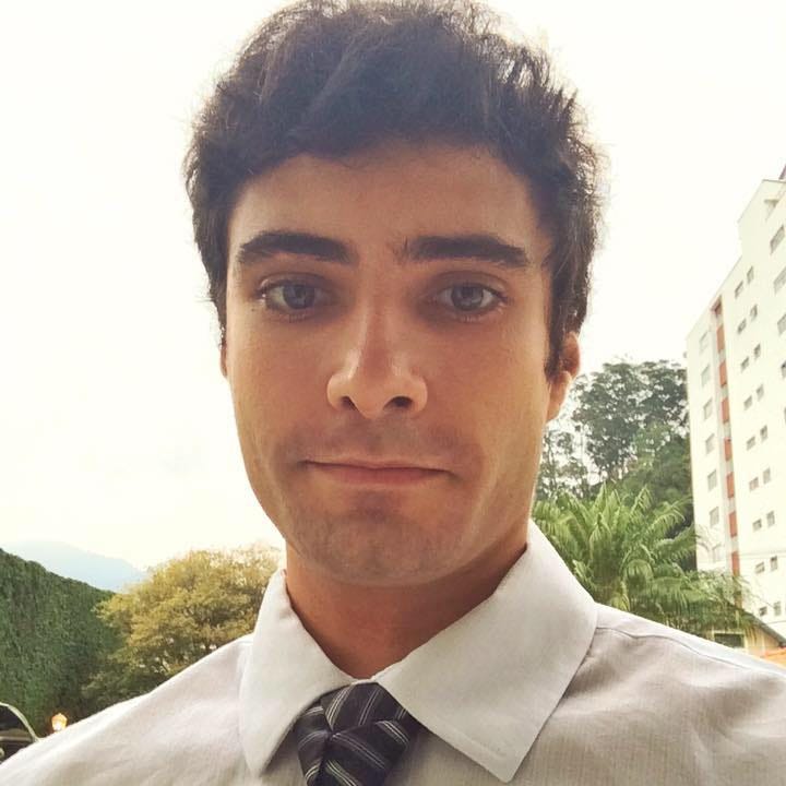 Andre Cytryn – Medium