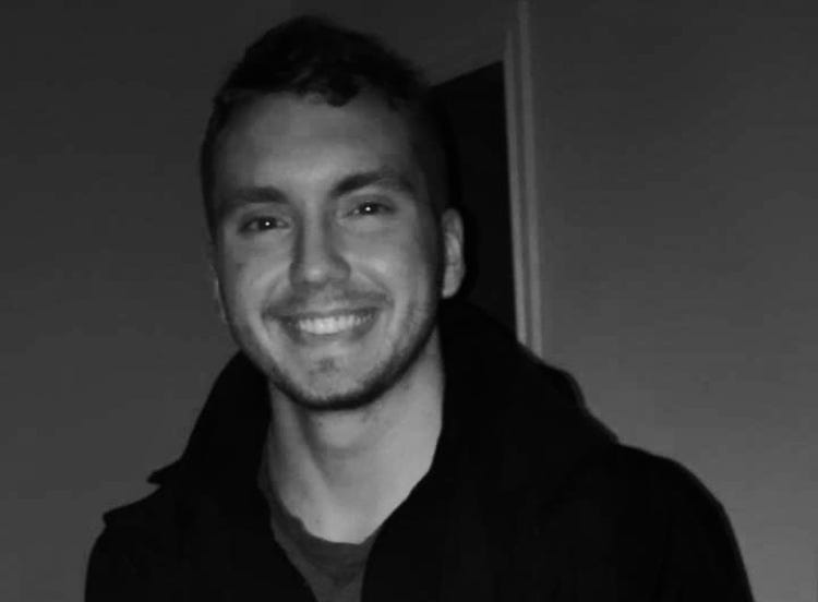 Blake Knox – Medium
