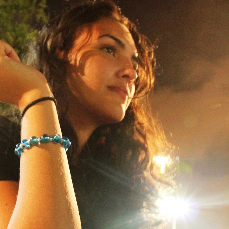 Alexandra Duarte – Medium