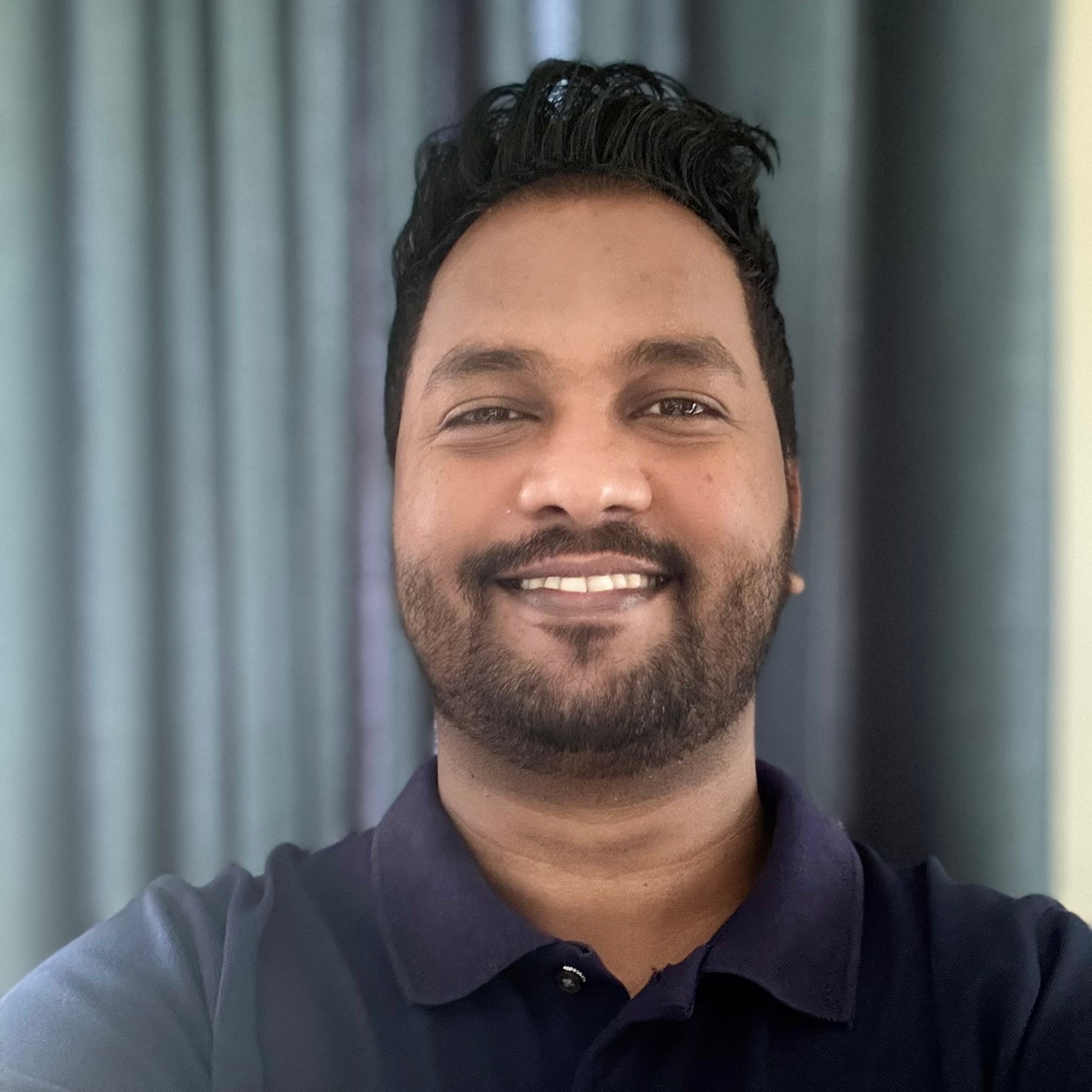 Praba Ponnambalam – Medium